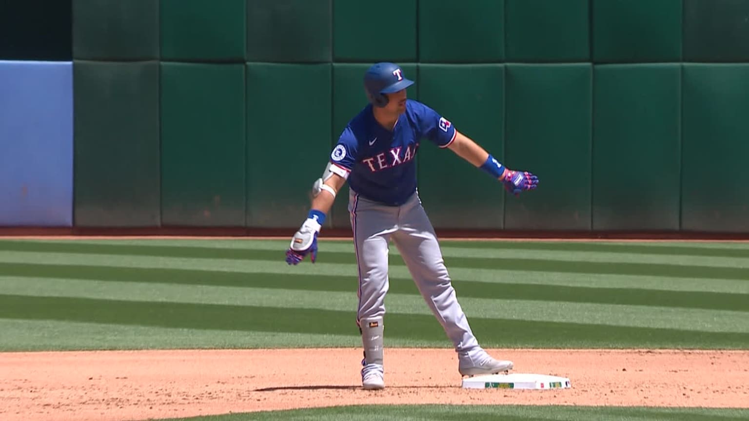 Nathaniel Lowe's two-run double to left | 05/07/2024 | MLB.com