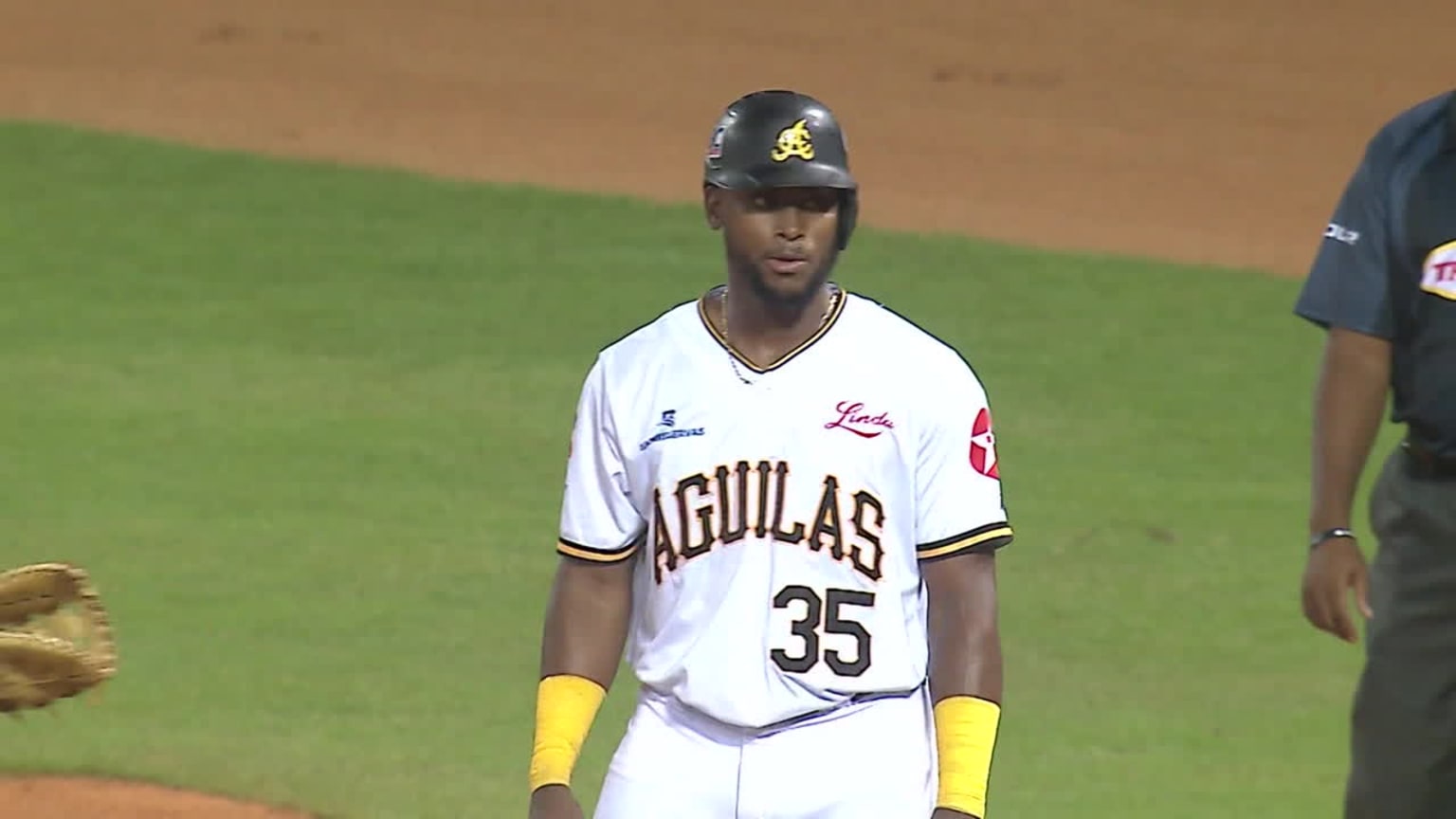 Alexander Canario hits an RBI single | 11/20/2023 | Chicago Cubs