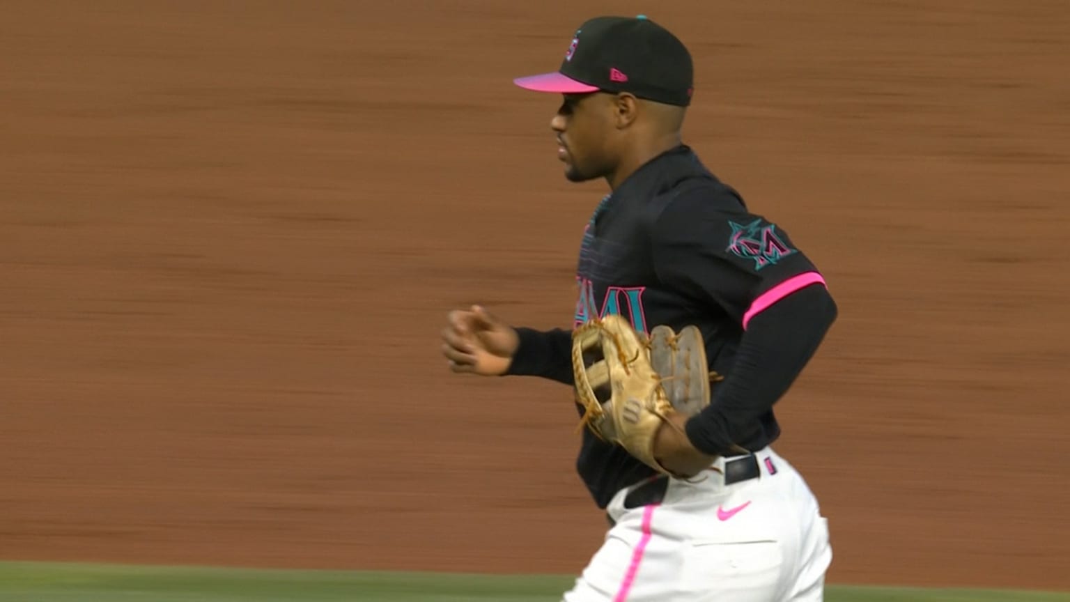 Xavier Edwards' inning-ending diving stop | 09/27/2025 | Miami Marlins