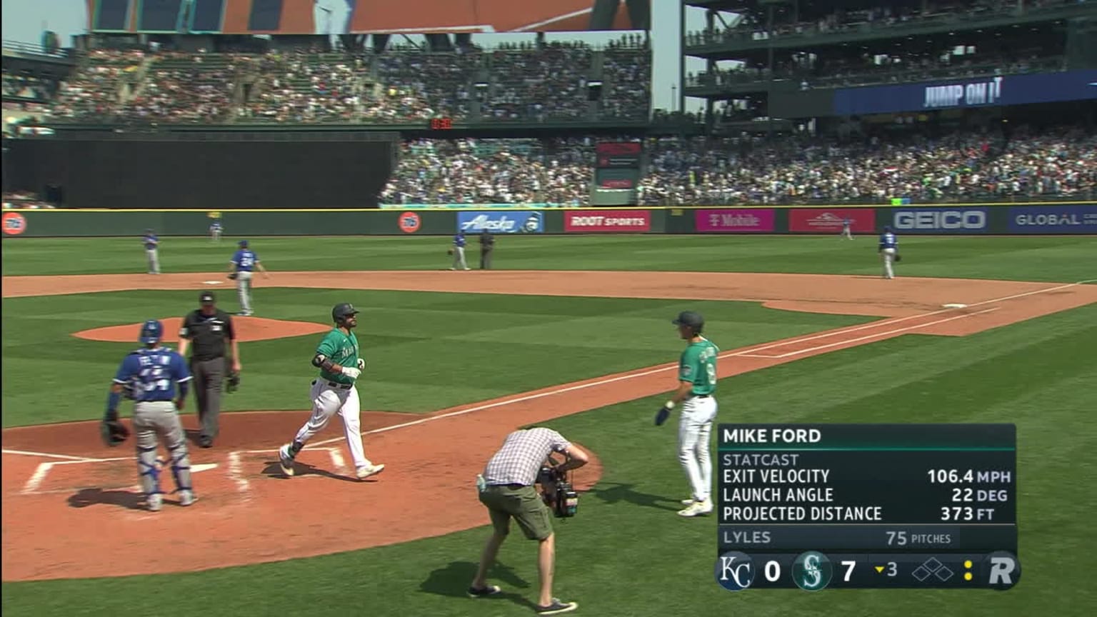 Mike Ford hits a two-run homer in the 3rd inning | 08/26/2023 | Seattle ...