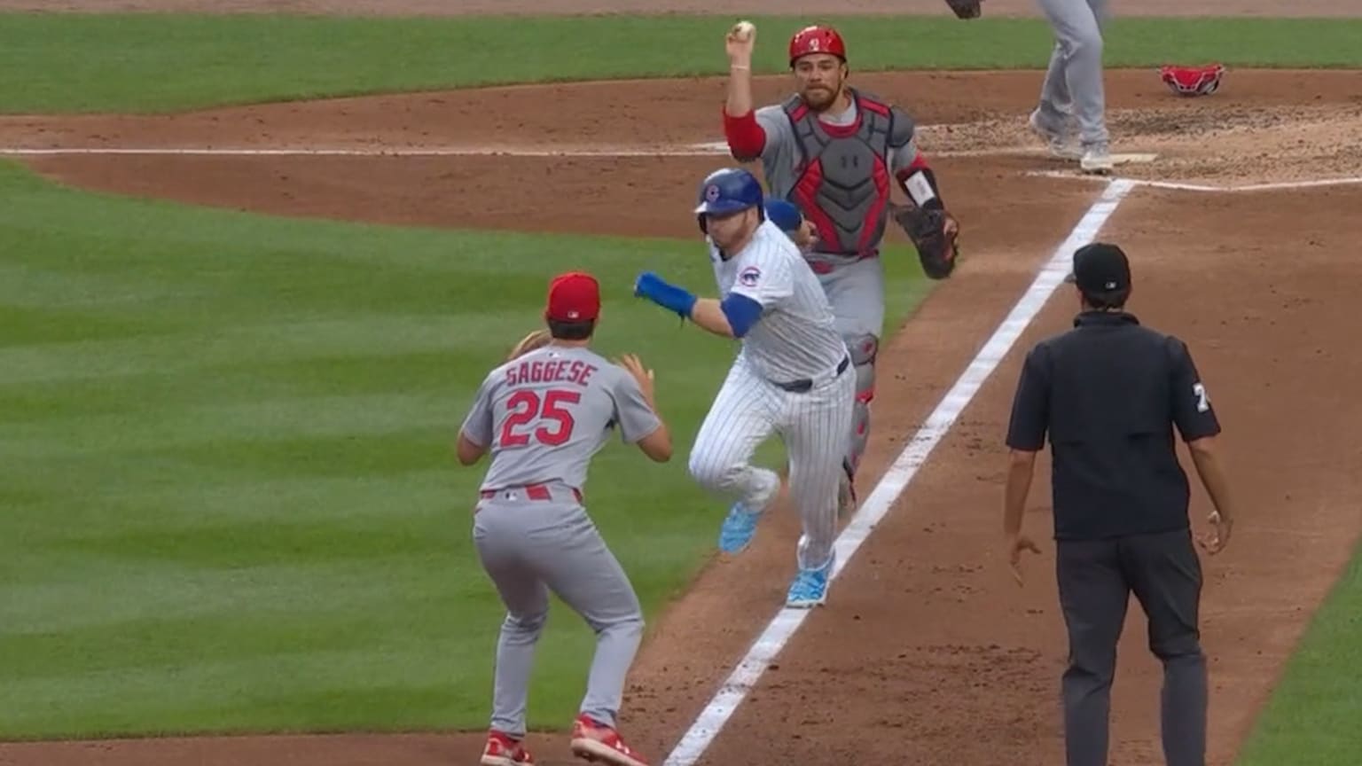 Cardinals nab Ian Happ in a rundown | 07/06/2025 | St. Louis Cardinals