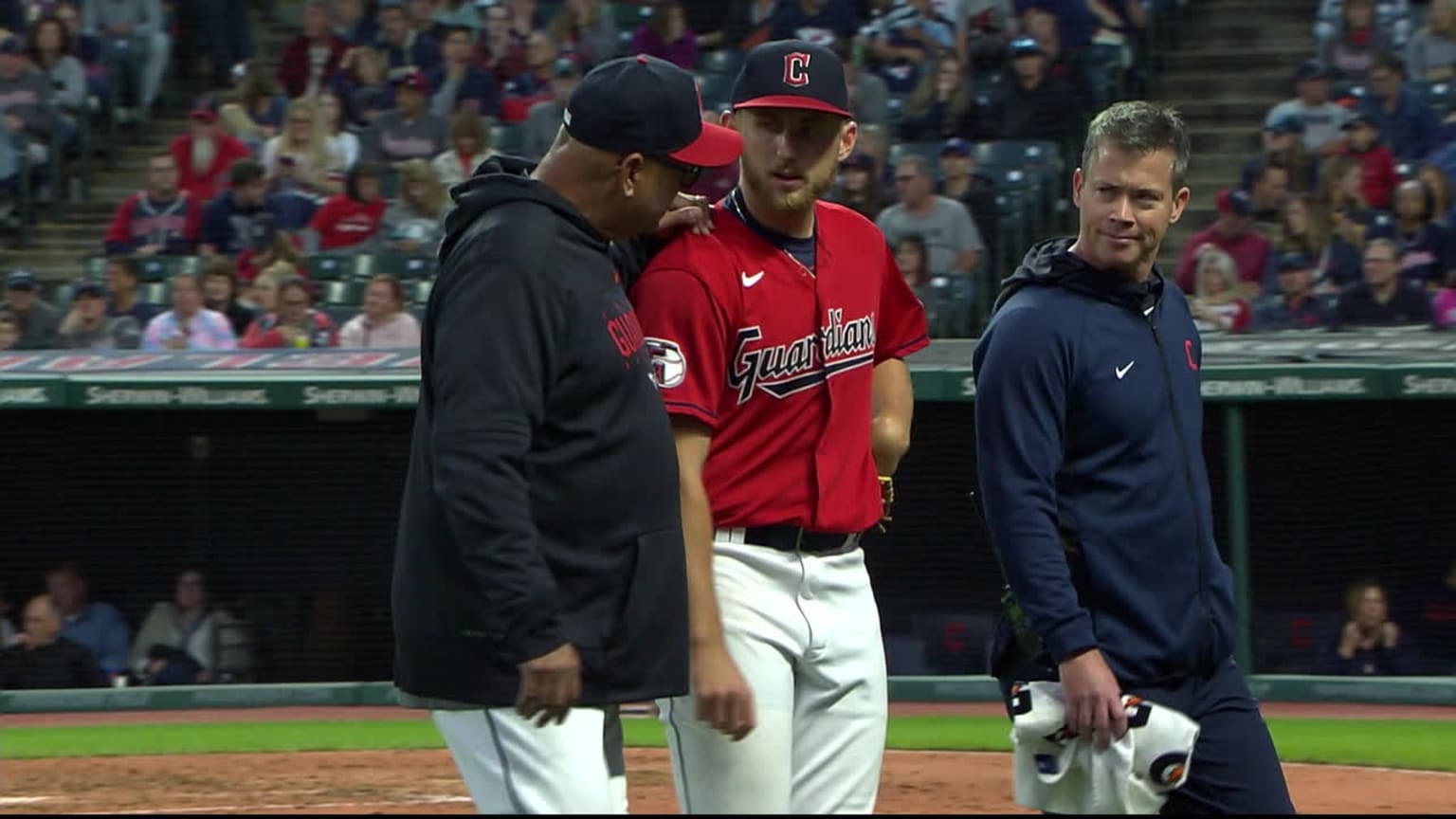 Tanner Bibbe exits in the 6th inning with hip injury | 09/16/2023 | Cleveland Guardians