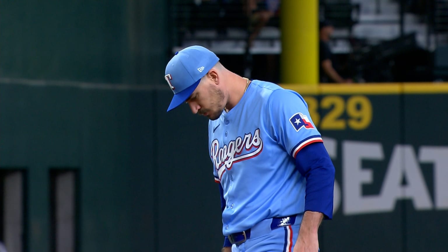 Andrew Heaney strikes out Julio Rodríguez | 09/22/2024 | Texas Rangers