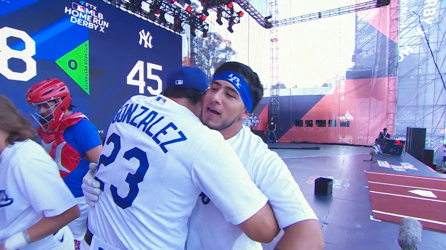 Nelson Quiroz tallies 16 home runs in Round 2 | 10/15/2022 | Los ...