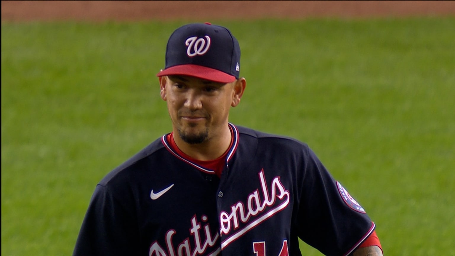 Infielder Ildemaro Vargas pitches the top of the 9th | 10/01/2022 ...