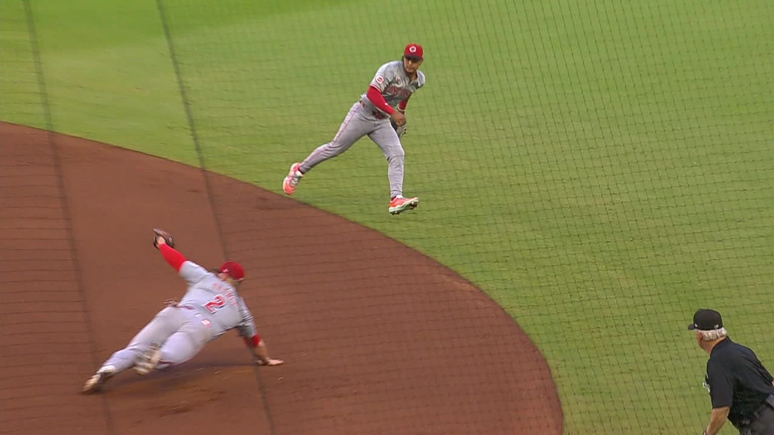 Ty France's diving stop | 07/24/2024 | Cincinnati Reds