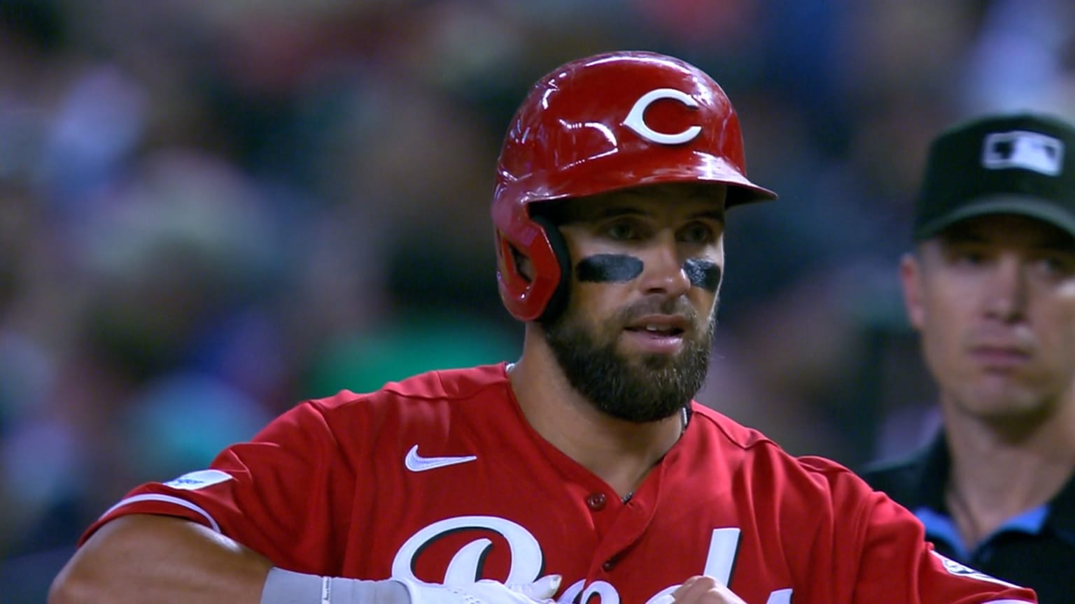 Nick Martini hits an RBI single to center field | 08/26/2023 ...