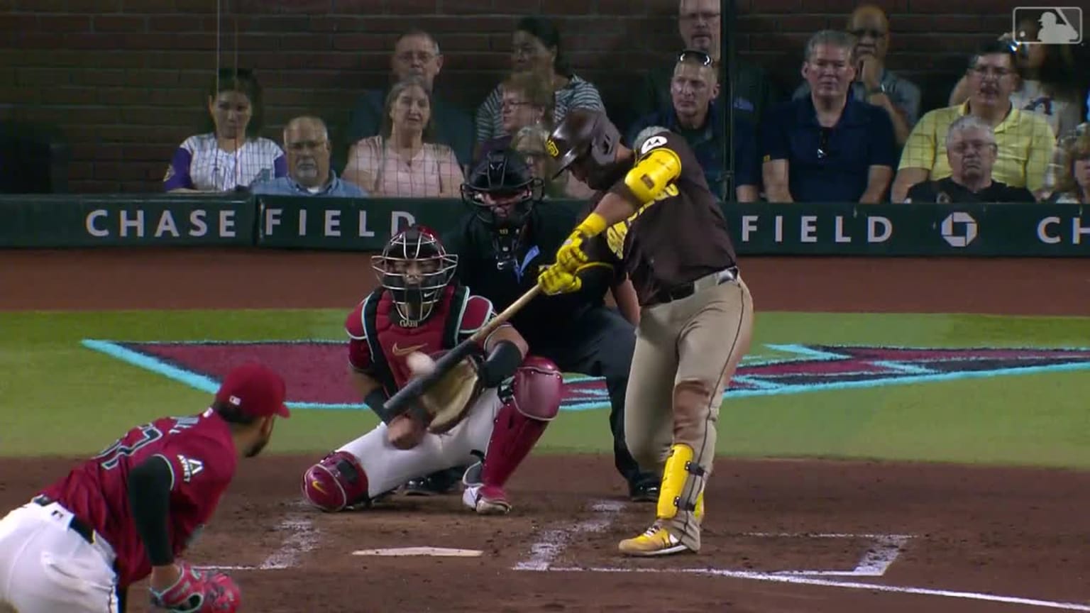 Donovan Solano pega 4 hits contra los D-backs | 28/09/2024 | Los Padres ...