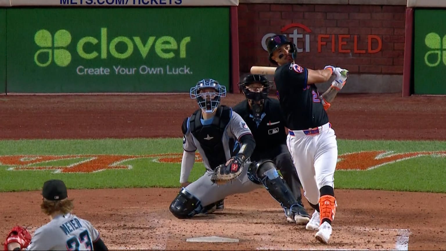 Data Viz: Mark Vientos' 445-foot home run | 29/05/2026 | Los Mets de ...
