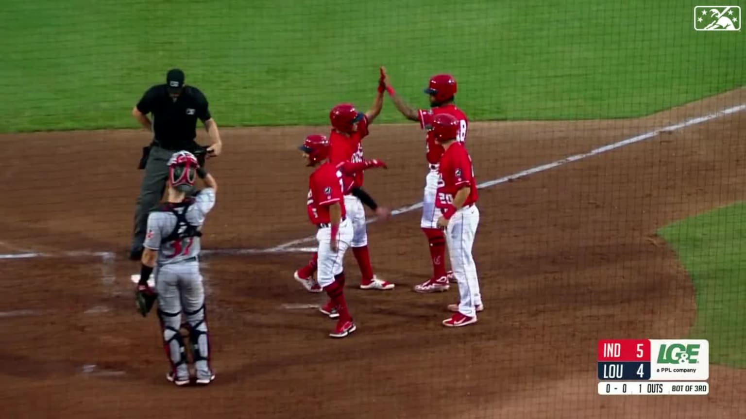 Leonardo Rivas golfs grand slam for Louisville | 09/03/2022 | MLB.com