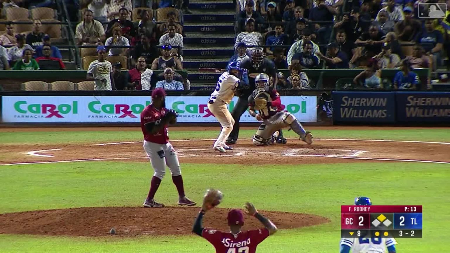 Licey toma la ventaja en la 8va entrada | 23/11/2023 | Lasmayores.com