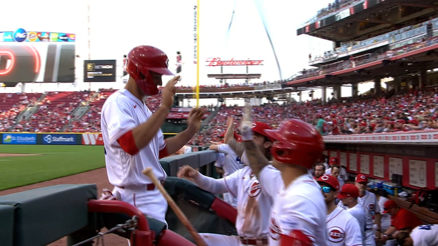 Tyler Singleton gets an RBI single in the 8th inning | 04/15/2023 ...