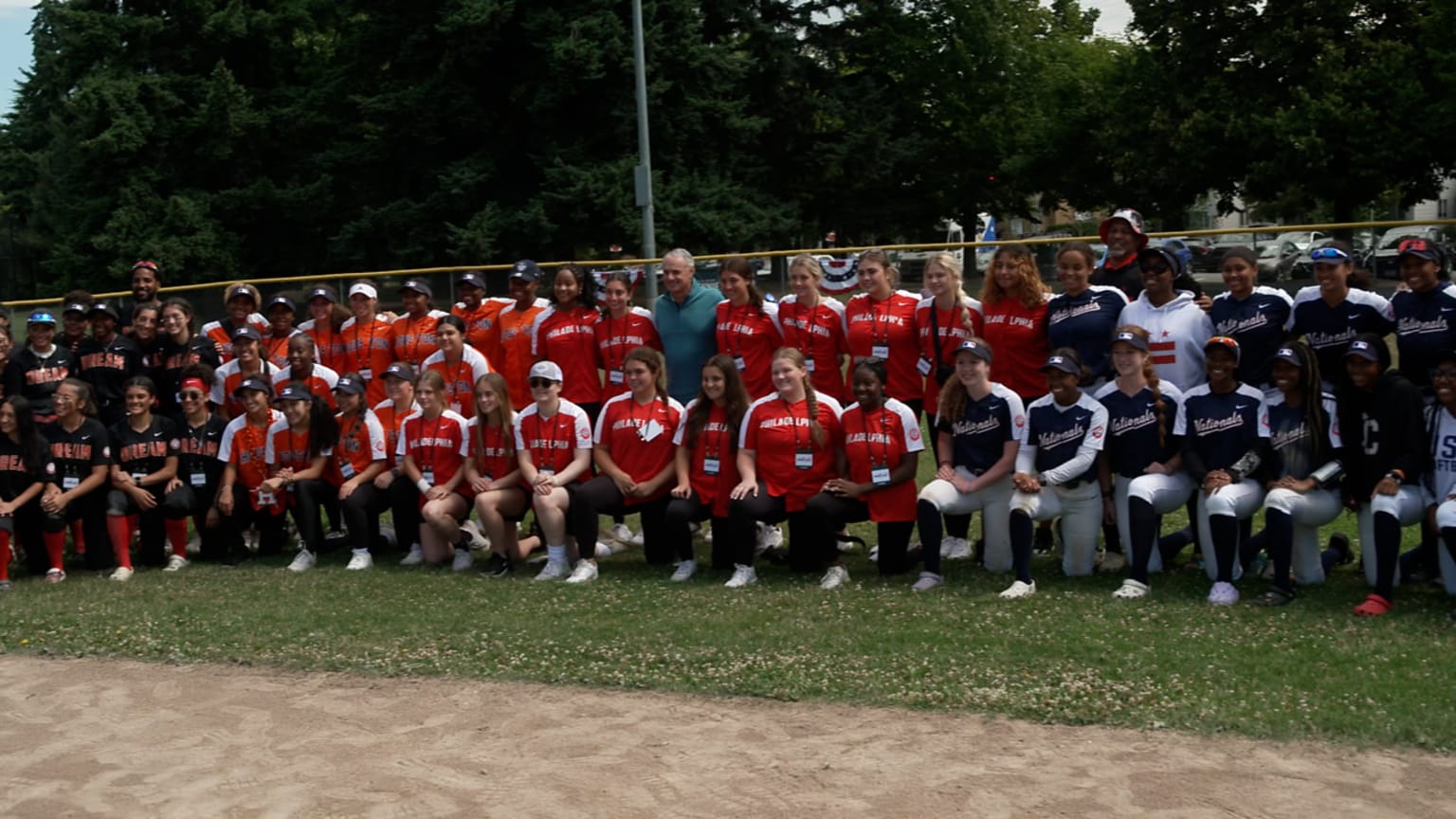 Commissioner Rob Manfred visits with youth teams | 07/09/2023 | MLB.com