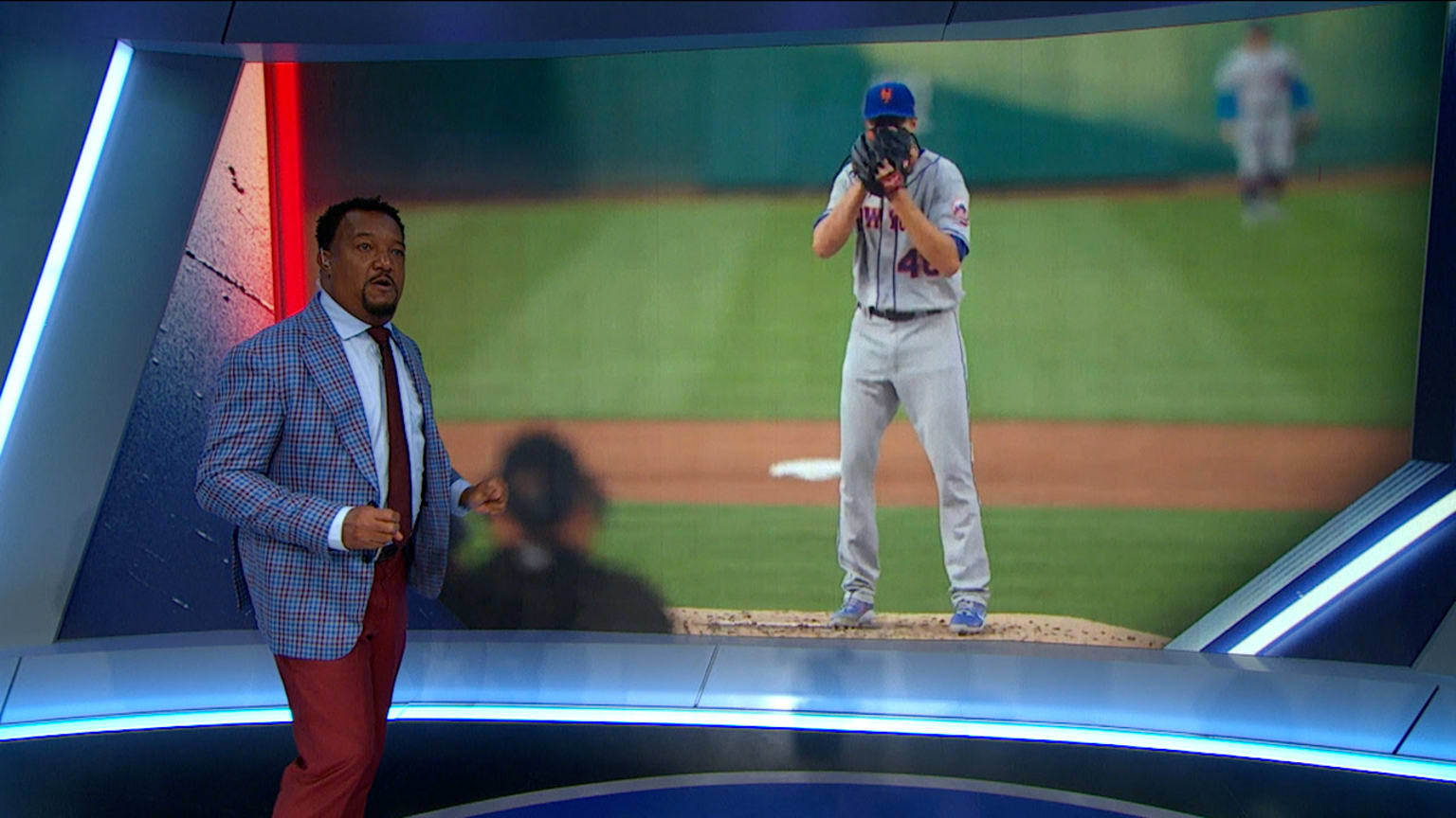 Pedro analyzes Jacob deGrom on Google Statcast | 08/25/2022 | Seattle ...