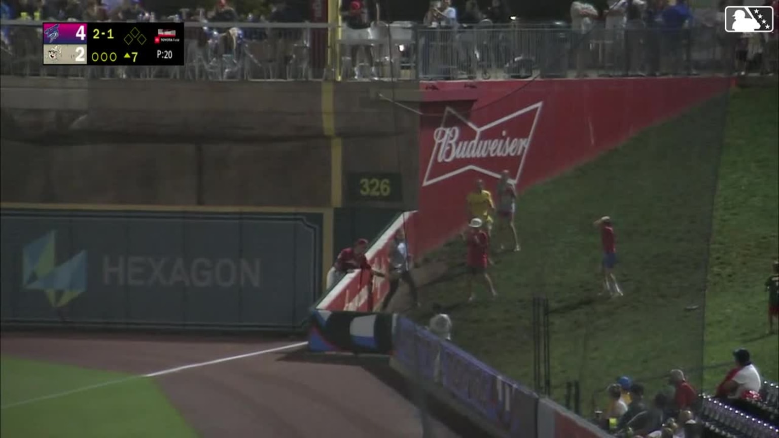 Angels prospect Joe Redfield's incredible catch | 06/15/2025 | MLB.com