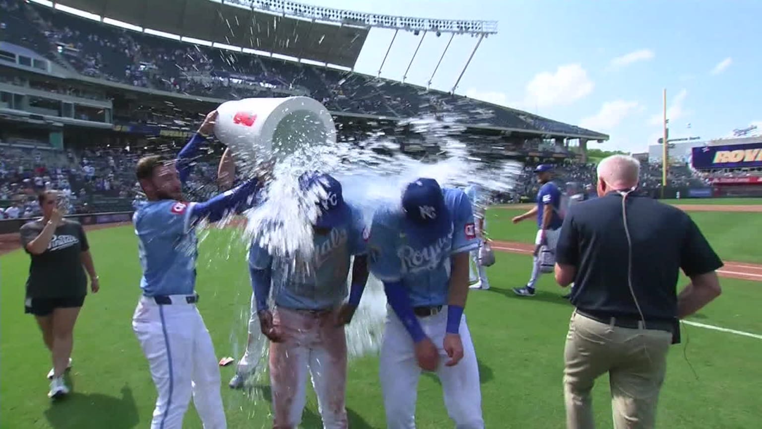 Nick Loftin, Tyler Tolbert on Royals' walk-off win | 13/07/2025 | Los ...