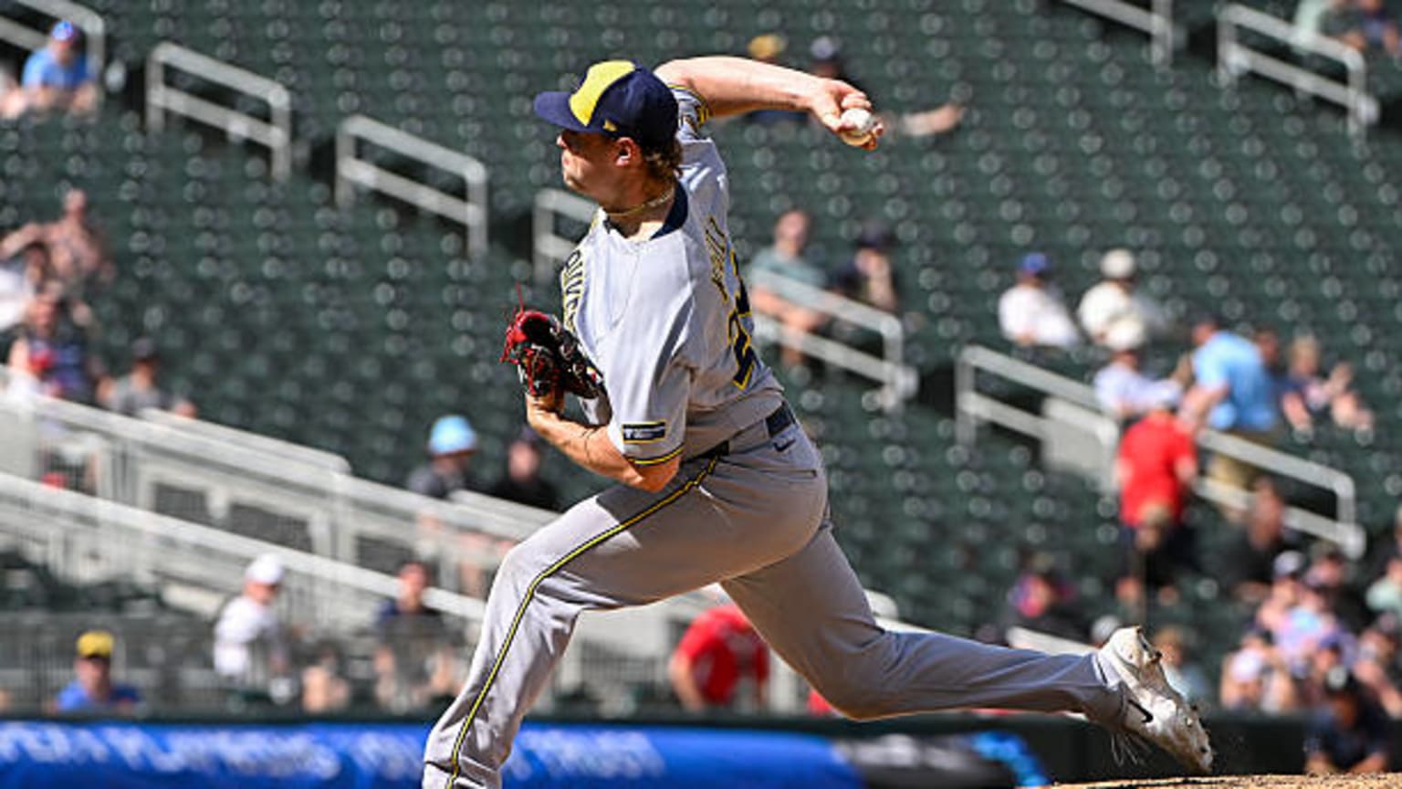 Trevor Megill ends the threat, preserves one-run lead | 06/22/2025 ...