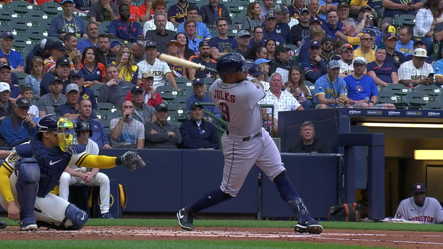 Corey Julks smashes a homer to left field in the 2nd | 05/22/2023 | MLB.com