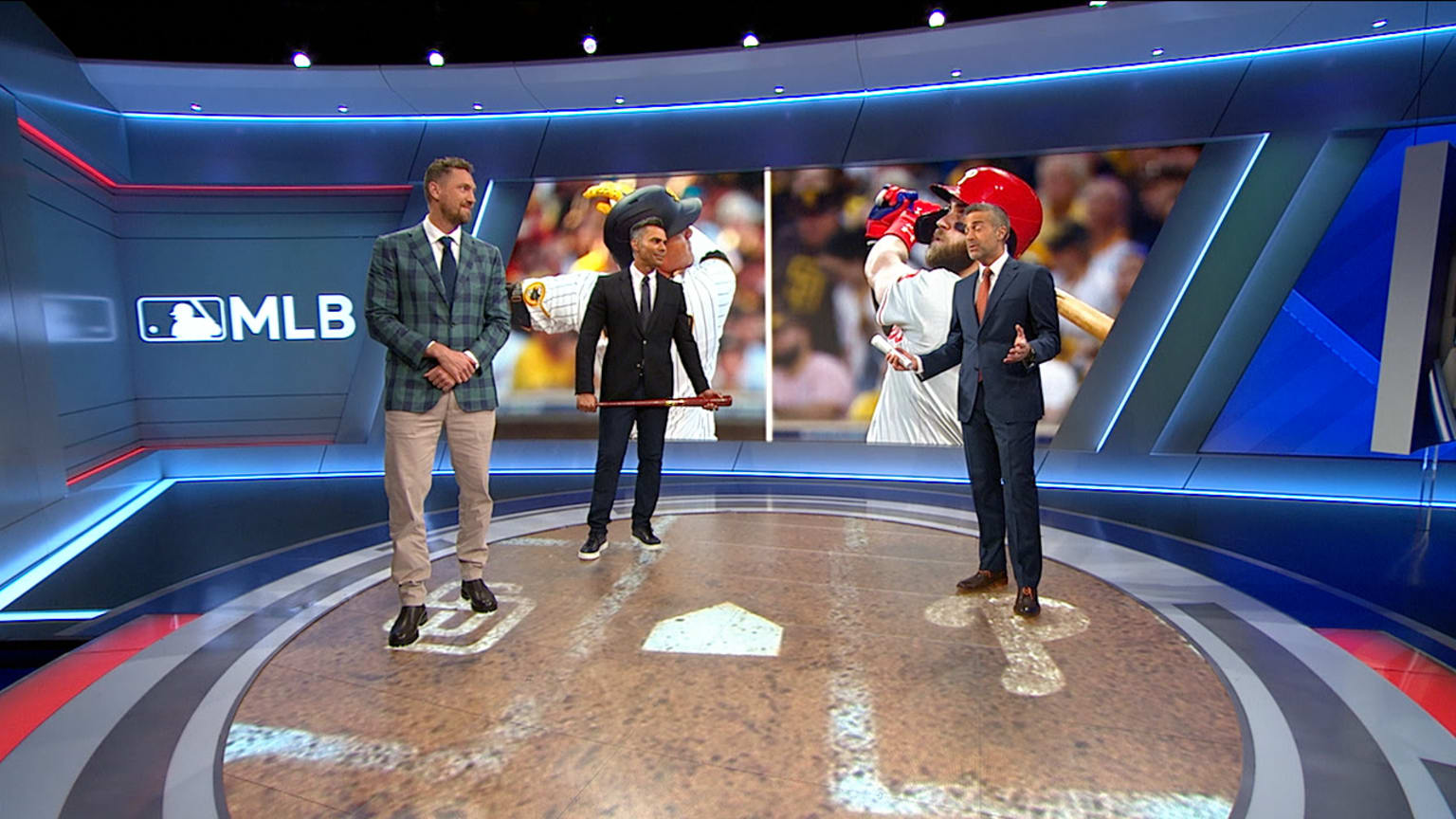 MLB Tonight on Harper and Machado | 10/21/2022 | San Diego Padres