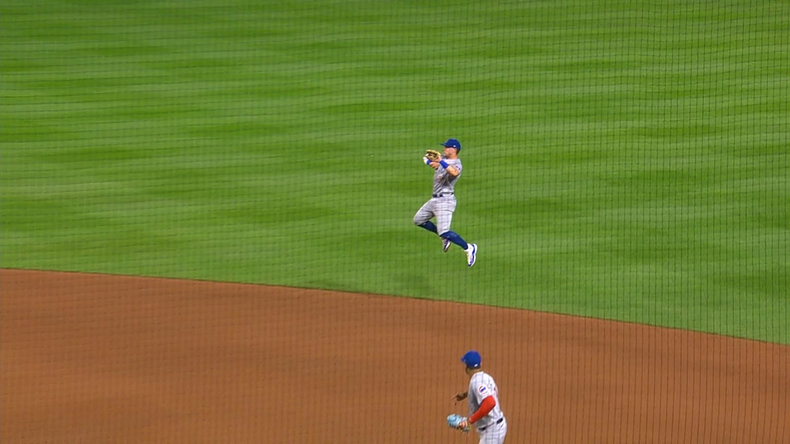 Nico Hoerner makes a jumping grab at second base | 08/24/2023 | Chicago ...