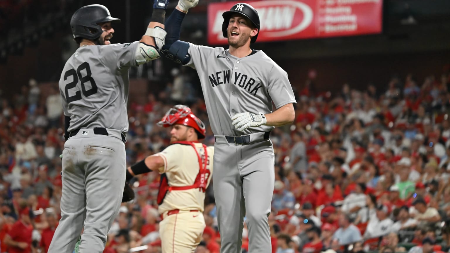 Ryan McMahon's first home run with the Yankees (17) | 08/16/2025 | New ...