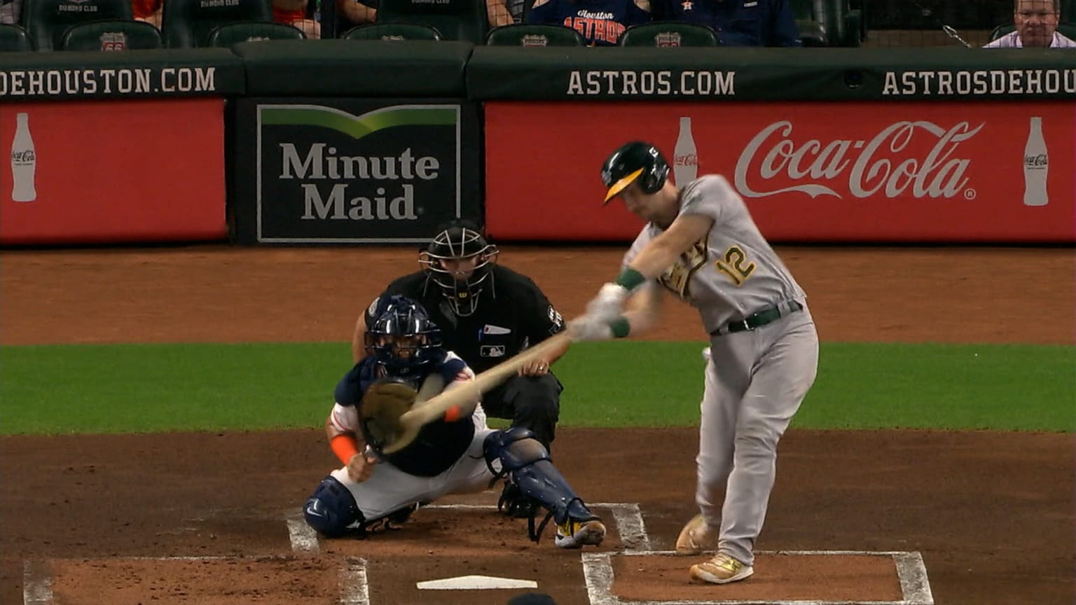 Sean Murphy plates Tony Kemp with a base knock | 09/17/2022 | MLB.com