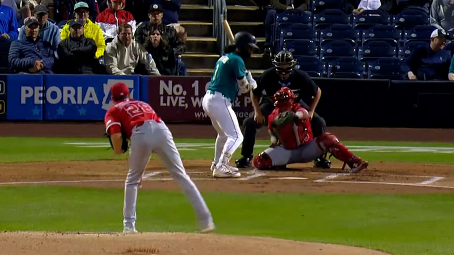 Kyle Hendricks strikes out J.P. Crawford | 06/03/2025 | Lasmayores.com