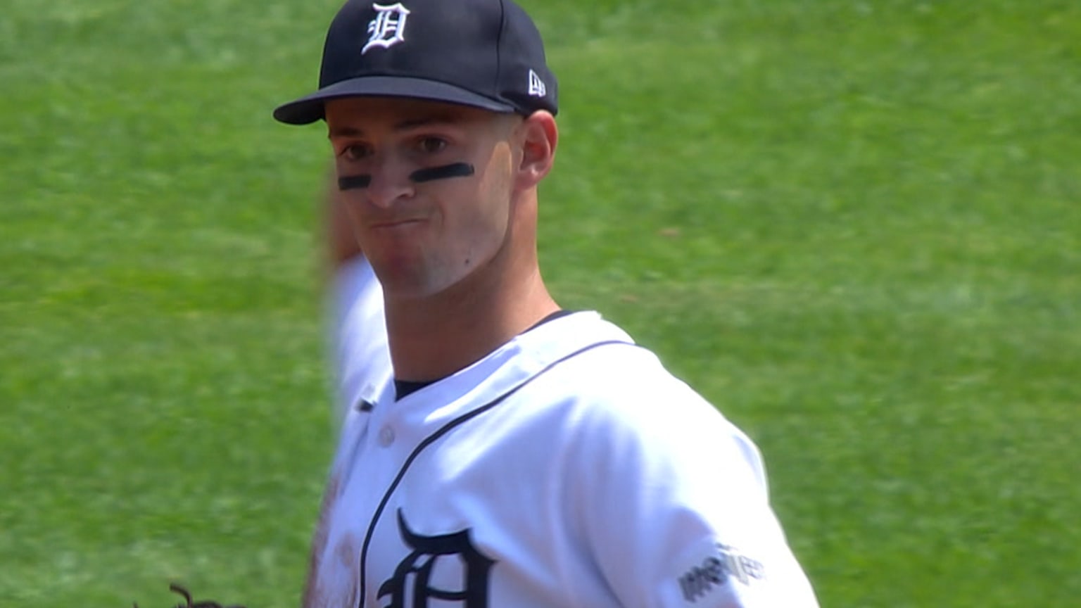 Zack Short se desliza para hacer el 1er out del juego | 10/08/2023 ...