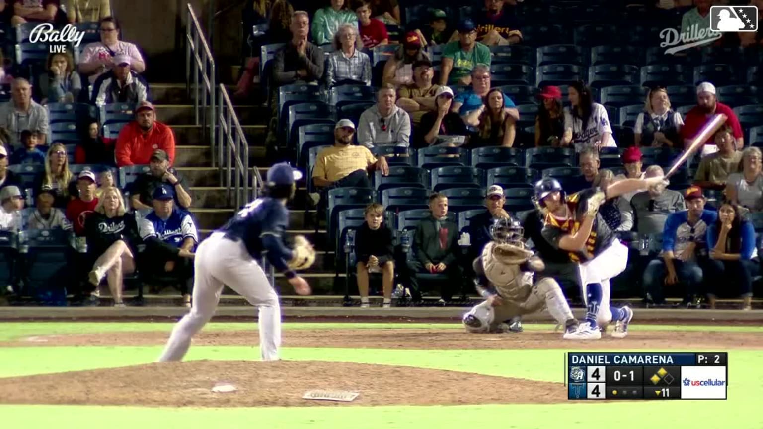 Donovan Casey walks it off with a single | 09/08/2024 | MLB.com