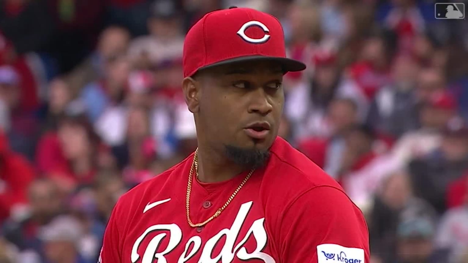 Alexis Díaz strikes out the side in the 8th inning | 04/08/2023 ...