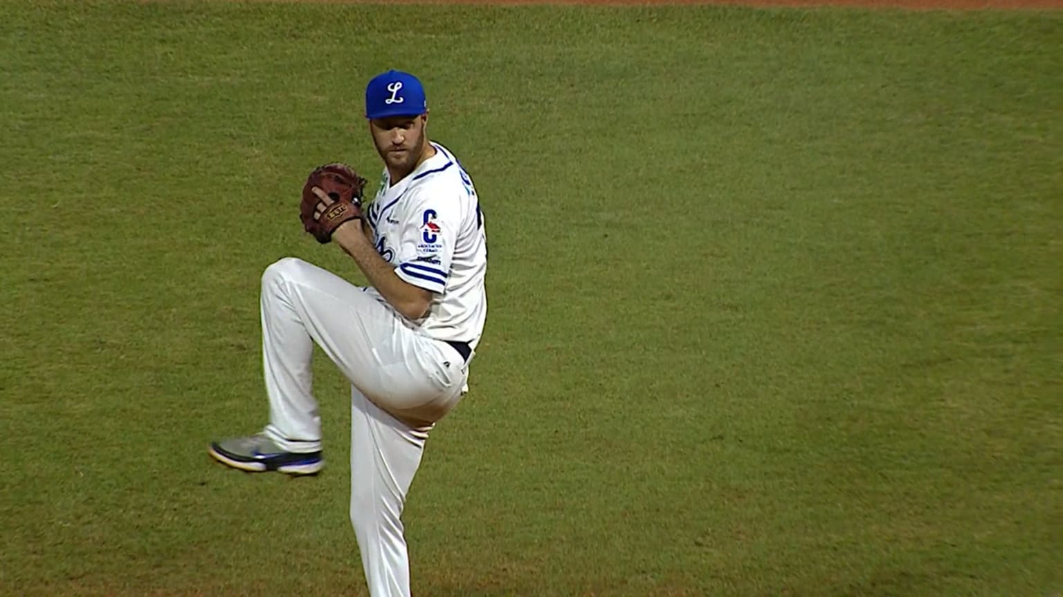 Brooks Hall luce sólido en la lomita ante los Leones | 22/12/2023 ...