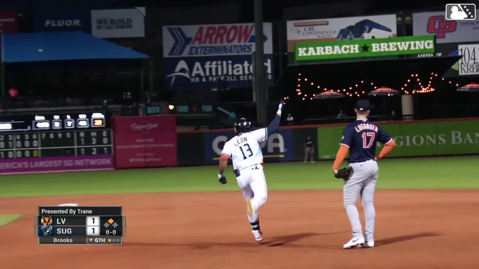 Pedro León belts his 16th homer of the season | 07/12/2024 | Houston Astros