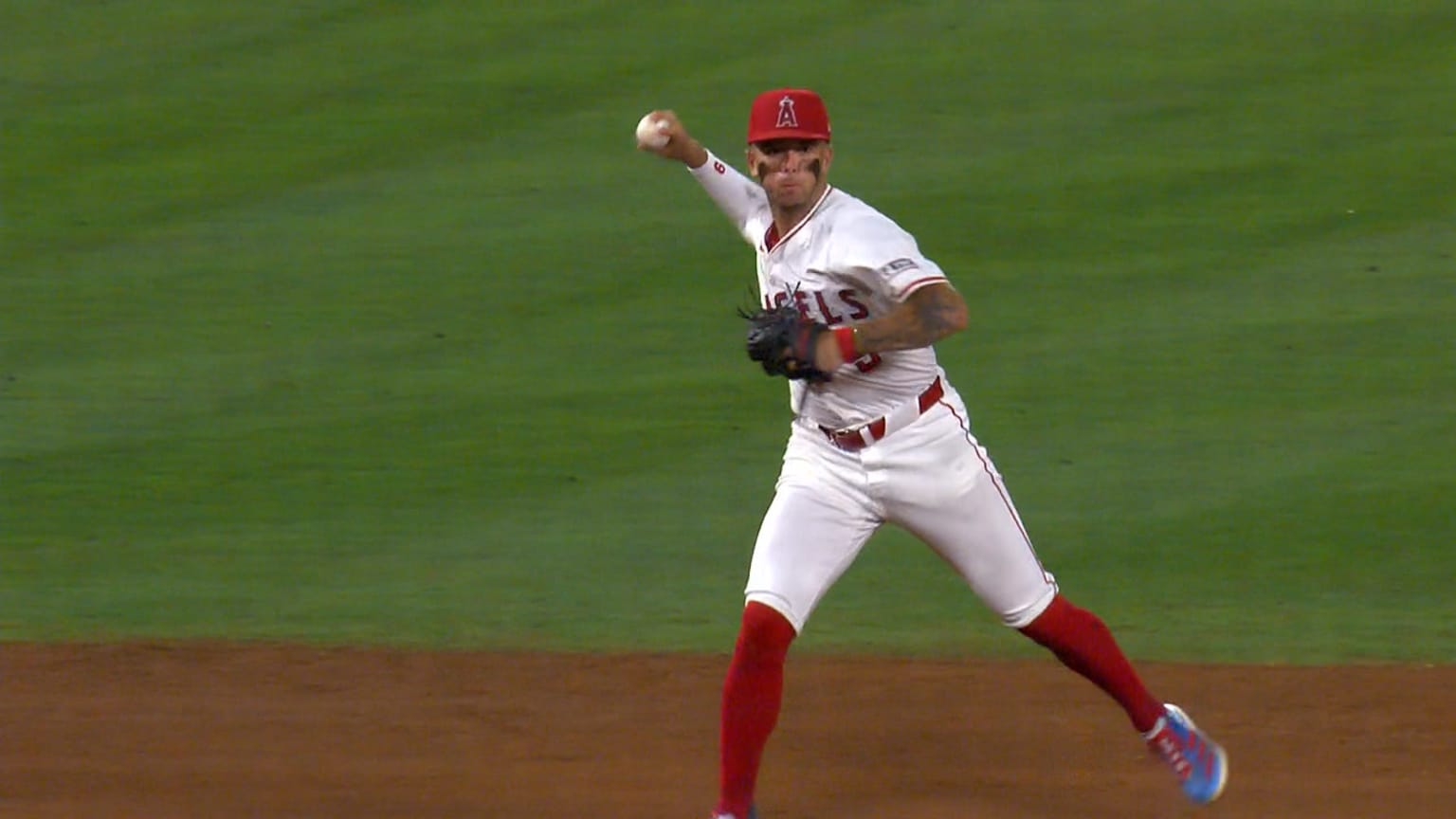 Zach Neto's impressive throw | 06/29/2024 | Los Angeles Angels