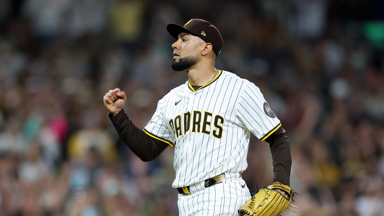 Robert Suárez sella la victoria de los Padres | 27/09/2025 | Los Padres ...