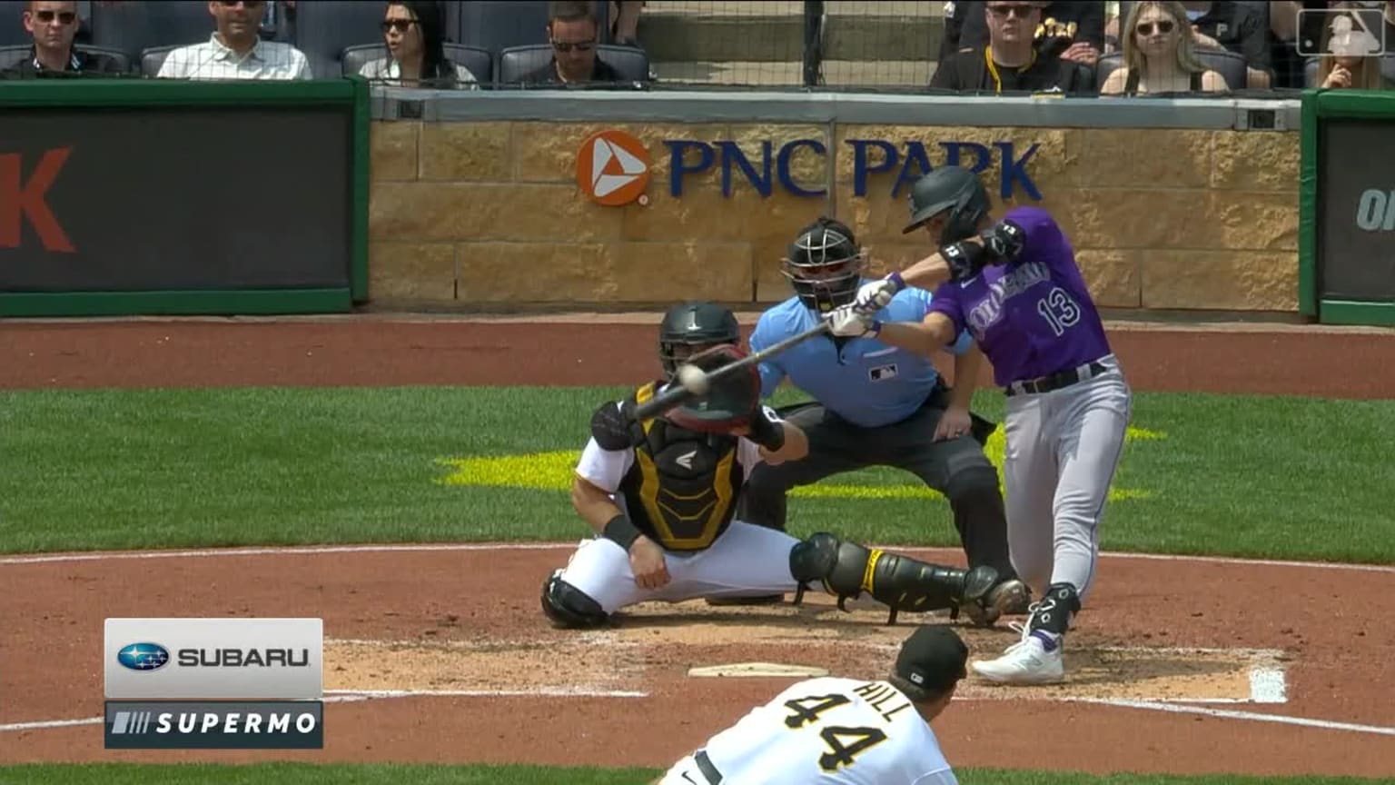 Alan Trejo singles to right field and ties the game | 05/10/2023 ...
