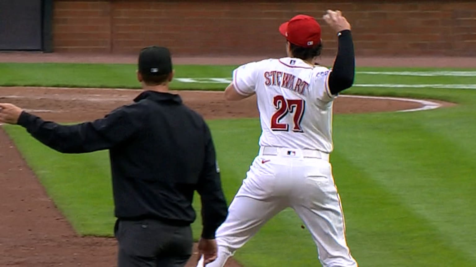 Sal Stewart's great lunging play | 06/01/2026 | Cincinnati Reds