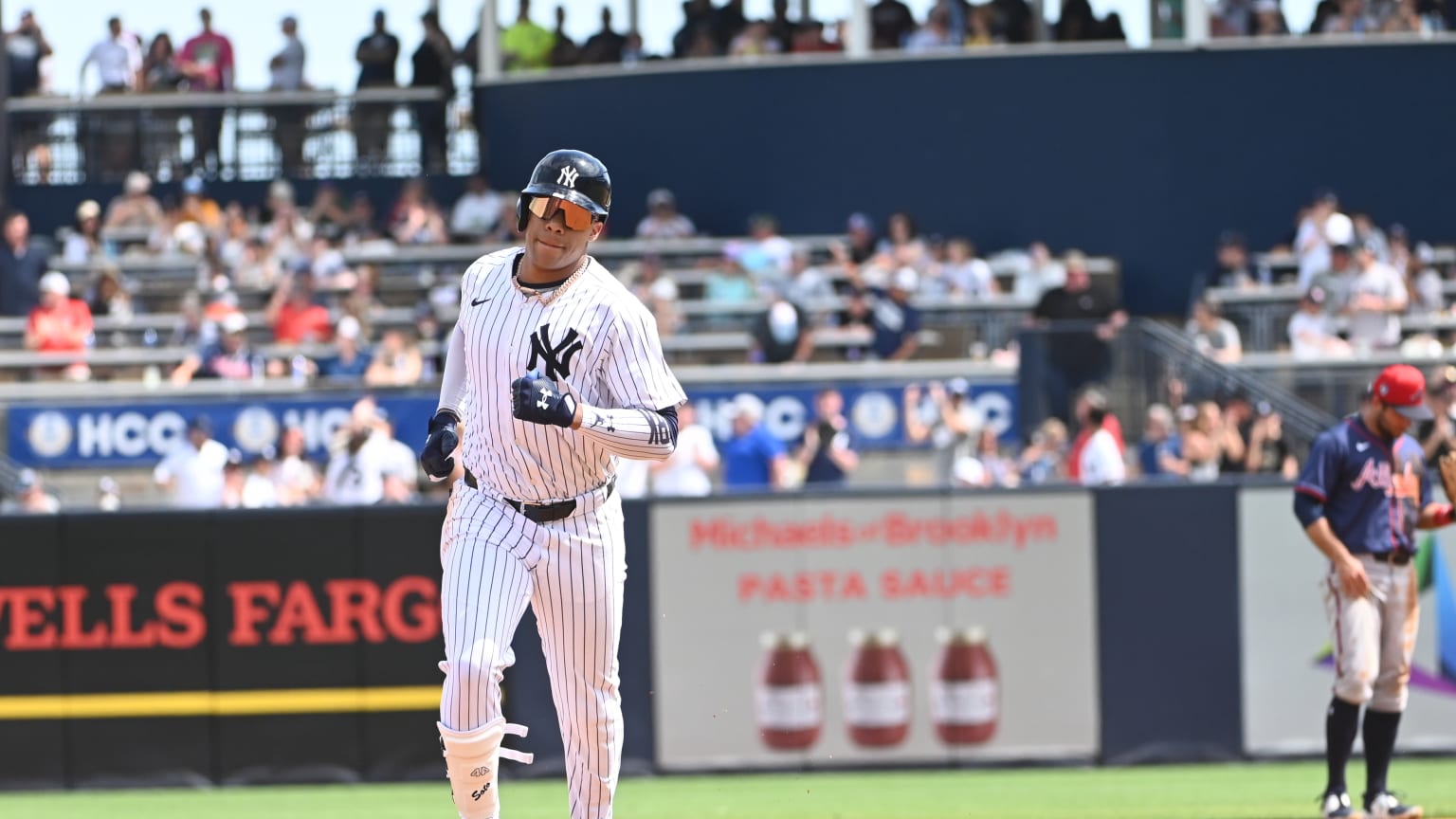 Juan Soto crushes a three-run homer in the 4th | 03/10/2024 | MLB.com