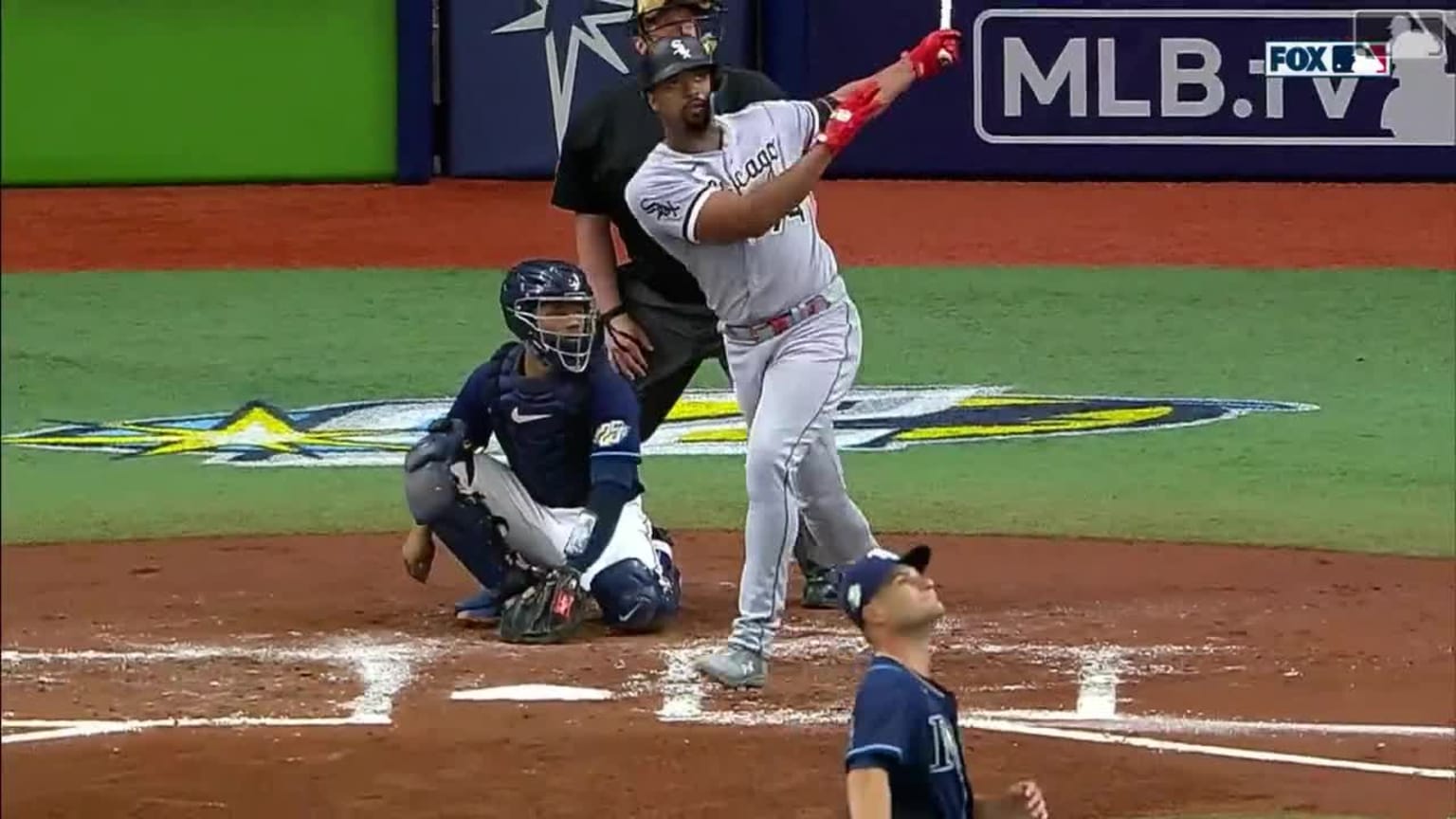 Jiménez puts White Sox on the board with solo homer | 04/22/2023 ...