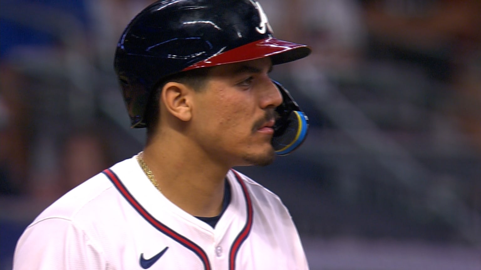 Crowd cheers on Nacho Alvarez Jr. | 07/22/2024 | Atlanta Braves