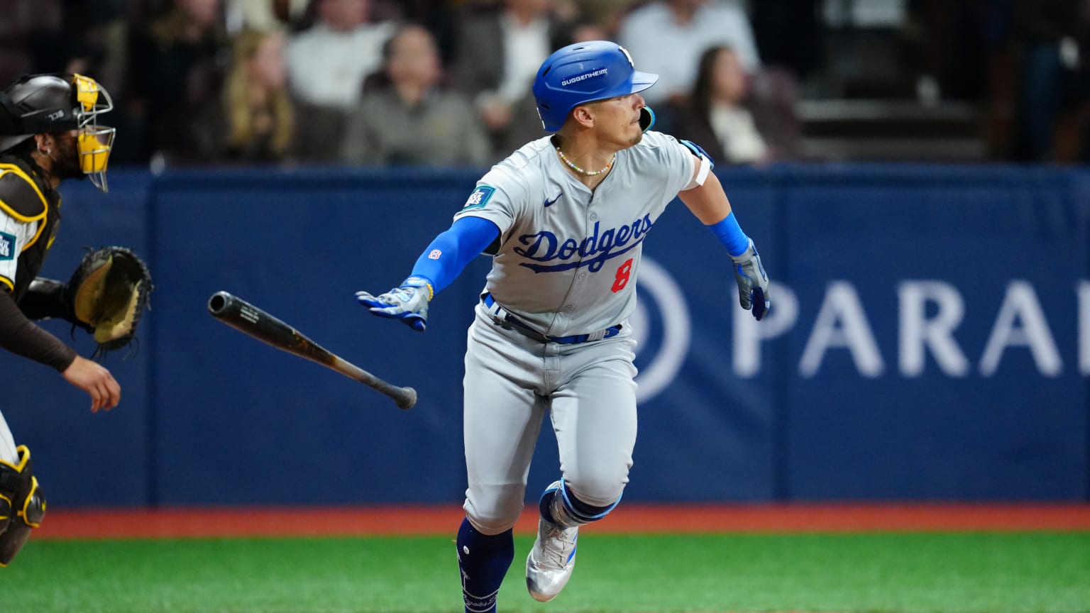 Enrique Hernández hits a game-tying sacrifice fly | 03/20/2024 | Los ...