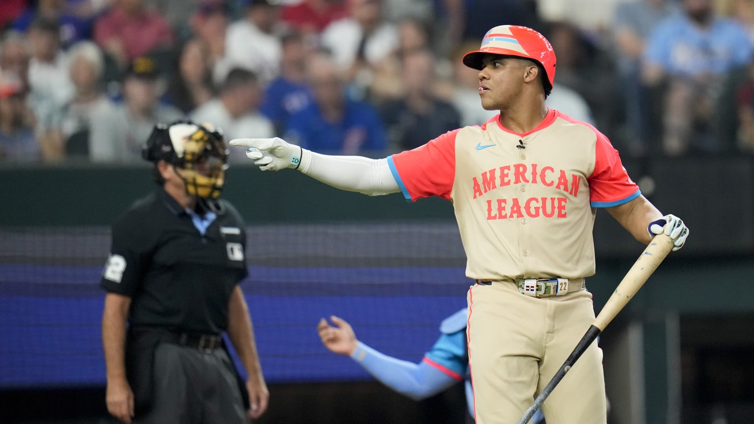 Soto walks, Judge grounds out vs. Paul Skenes | 07/16/2024 | Pittsburgh ...