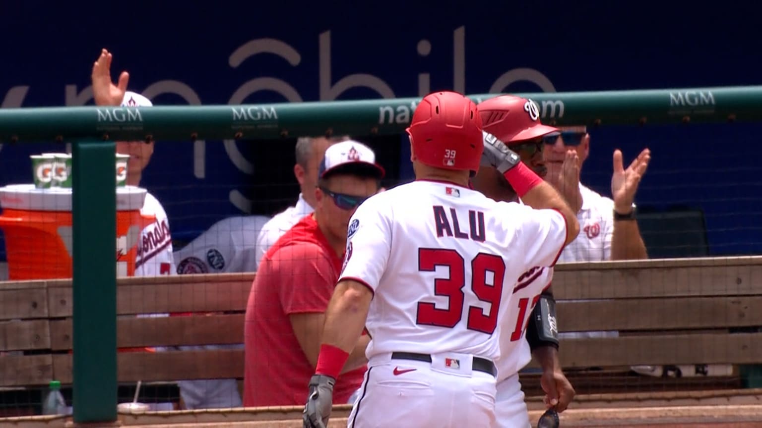 Jake Alu laces an RBI single to center in the 3rd | 08/02/2023 | MLB.com
