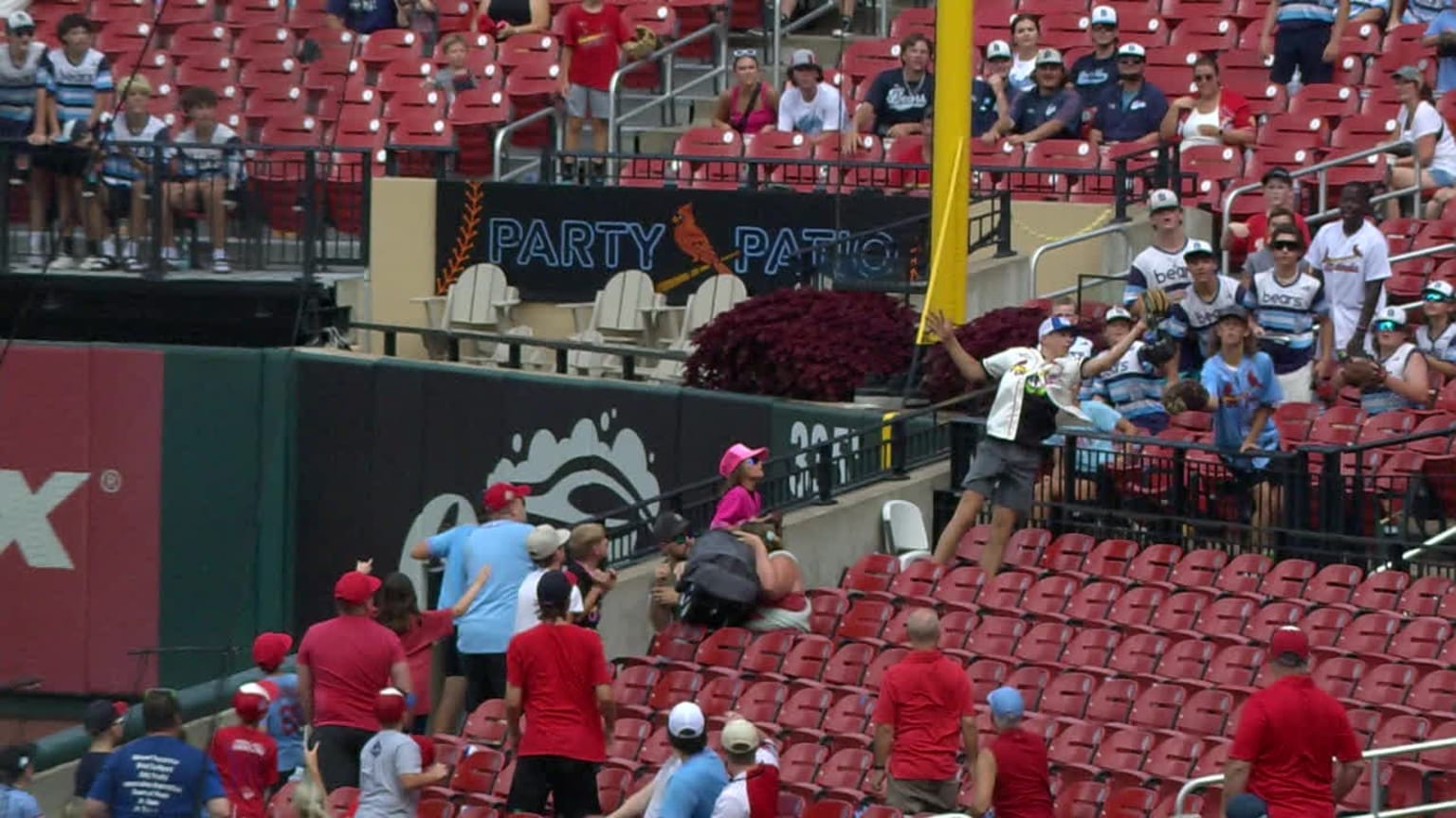 Young fan flashes the leather | 07/31/2024 | St. Louis Cardinals