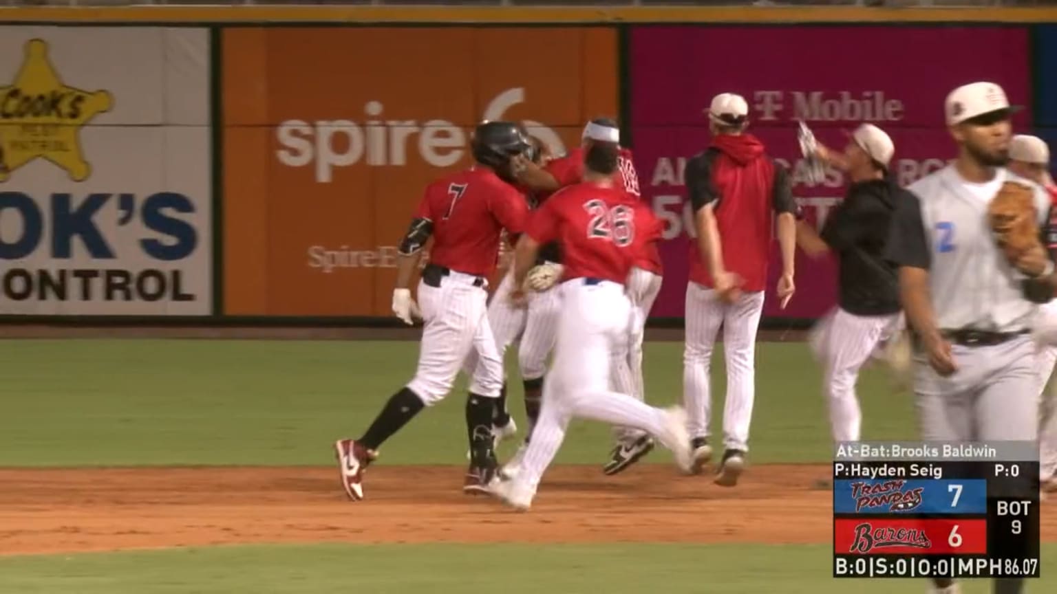 Barons complete seven-run comeback victory in the 9th | 04/07/2024 ...