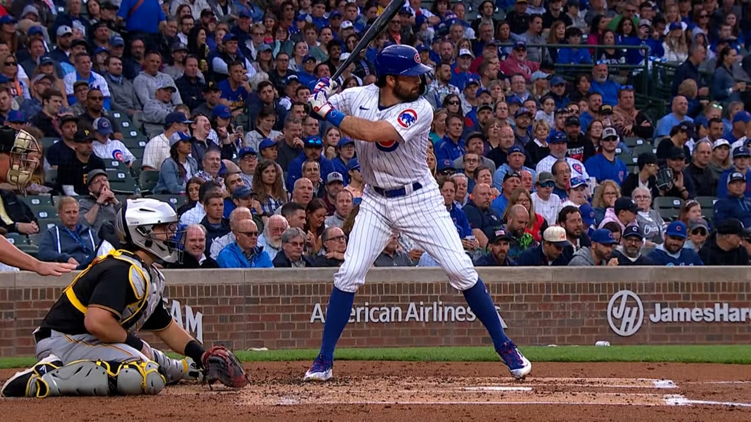 Dansby Swanson grounds a two-out RBI single to left | 06/14/2023 ...