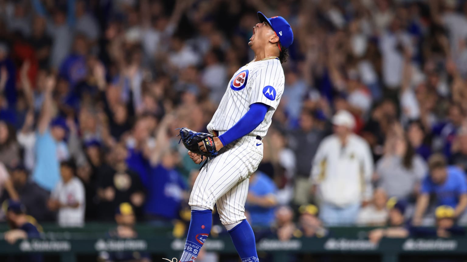 Daniel Palencia gets the save | 08/20/2025 | Chicago Cubs