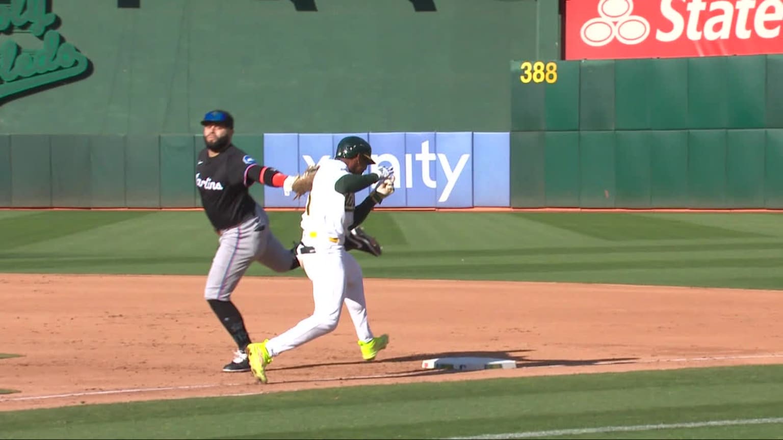 Nick Gordon throws out Esteury Ruiz after review | 05/04/2024 | Tampa ...