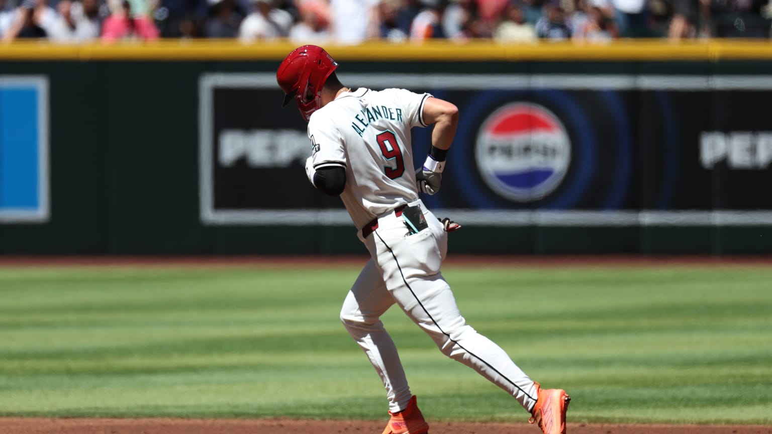 Blaze Alexander's first career homer | 04/03/2024 | Arizona Diamondbacks