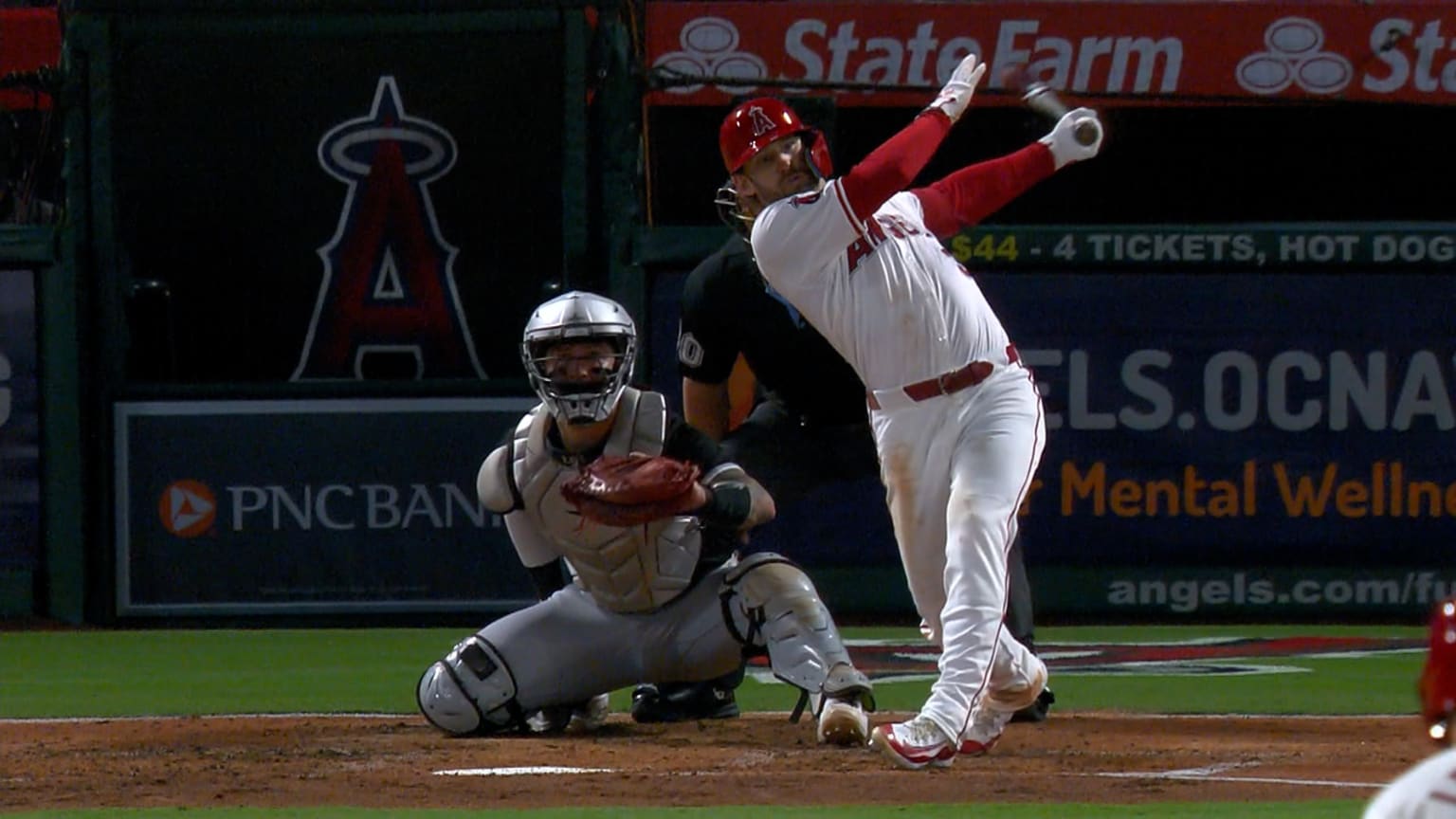 Ward remolca a Leblanc con sencillo al LF | 17/09/2024 | Los Angels de ...