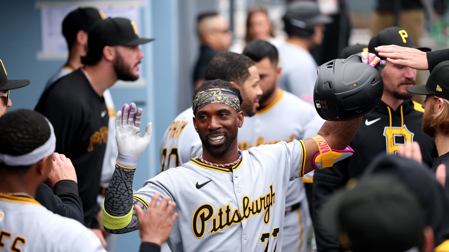 Pirates hit back-to-back home runs vs. Dodgers | 04/27/2025 ...